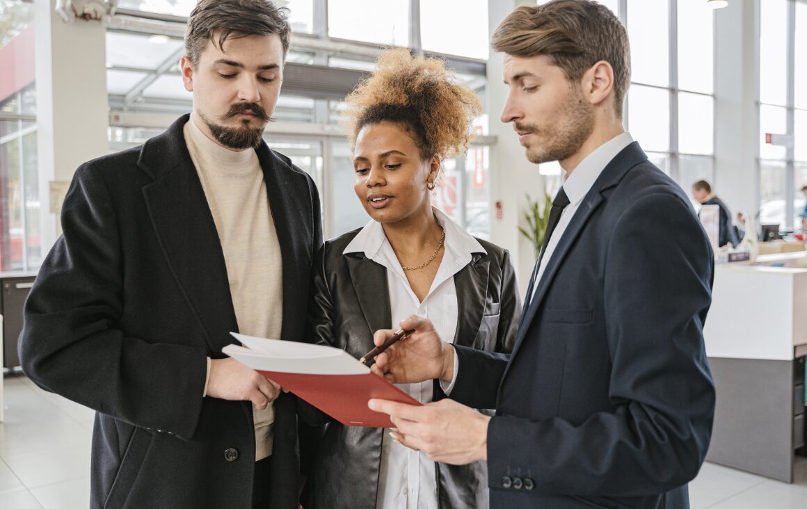 BtoBtoC（B2B2C）の意味とは？BtoBtoC活用現場の解説事例まとめ | 株式会社エグゼクティブマーケティングジャパン|Executive Marketing Japan Co., Ltd